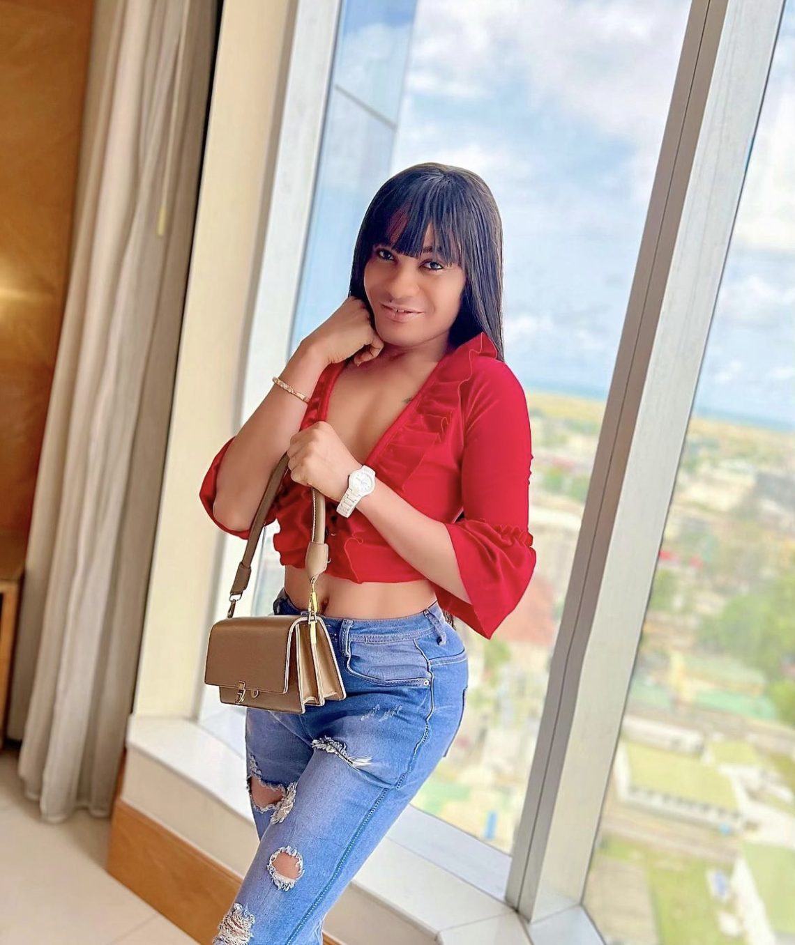 Top 10 Cross Dressers In Nigeria, their Biographies & Net-worth